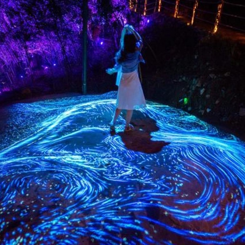Interactive Lights | Outdoor Installations for lighting nights