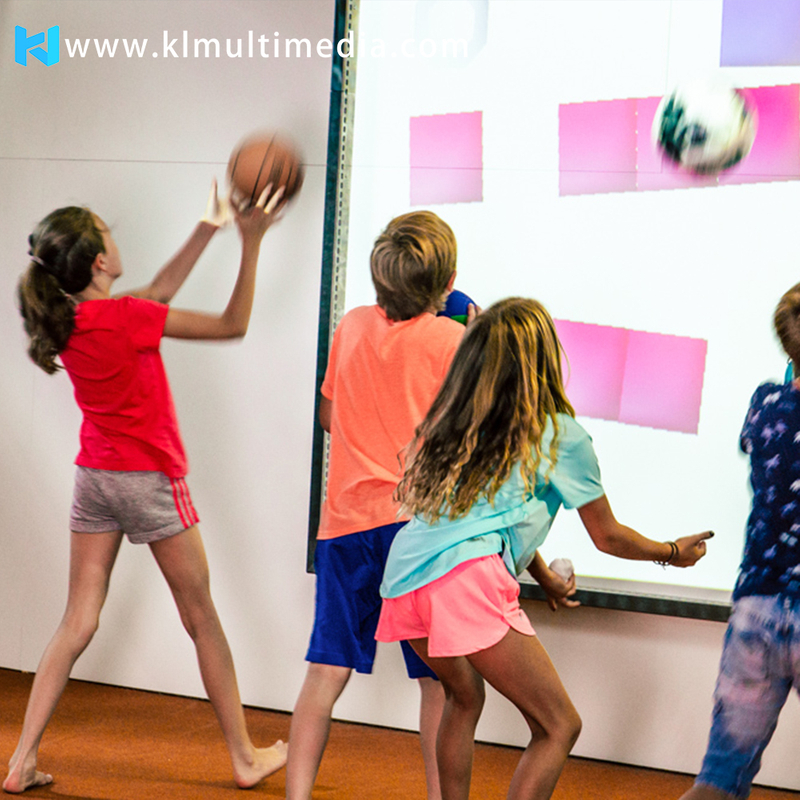Interactive Sports Wall | Multi ball wall - virtual digital sports