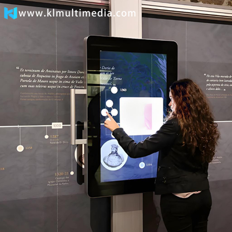 Interactive Sliding Screen - Museum and Event installations
